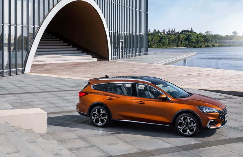 如何评价福特福克斯的旅行版车？ - 知乎