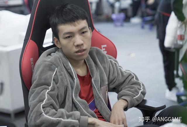 还笑话厂长4396？LPL出现856伤害打野，观众纷纷截图合影留念 - 知乎