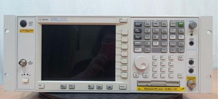 Agilent安捷伦E4446A频谱分析仪 - 知乎