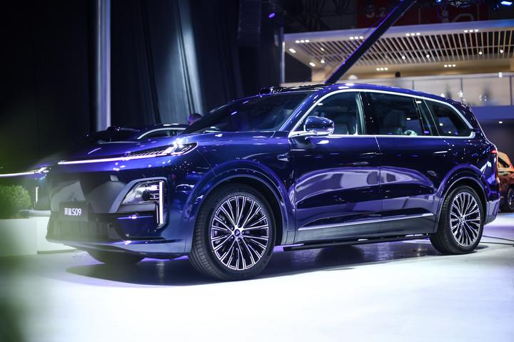 大6座SUV之争：深蓝S09和问界M8到底该咋选 - 知乎