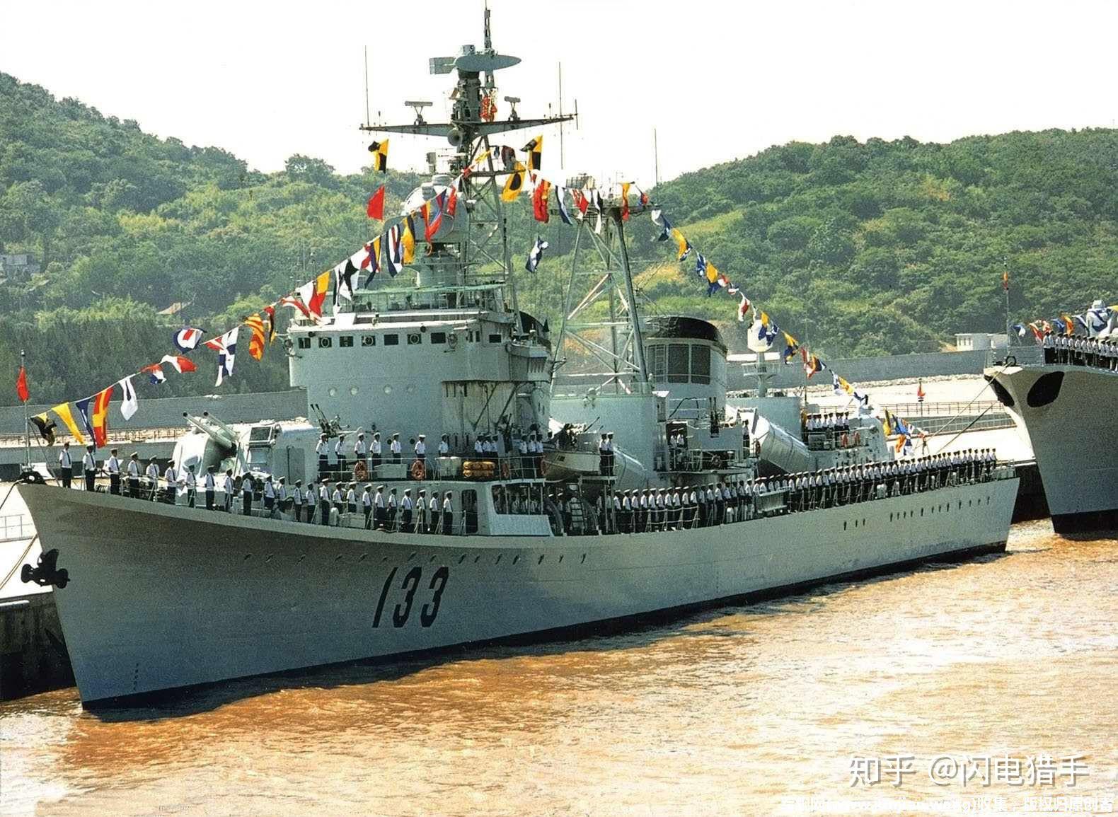 老舰传奇——中国051型导弹驱逐舰 - 知乎