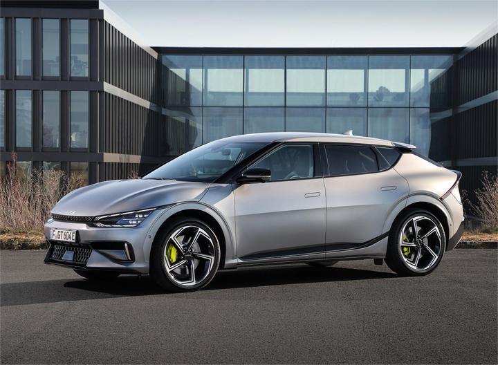 起亚放大招：3.5 秒破百的起亚EV6开启盲订，支持800V直流快充 - 知乎