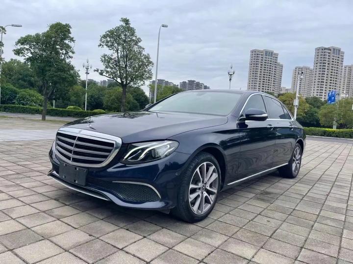 奔驰e闭眼选e300L最低配 - 知乎