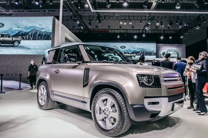 短轴版路虎卫士D90，会是又一台出色的越野利器吗？ - 知乎