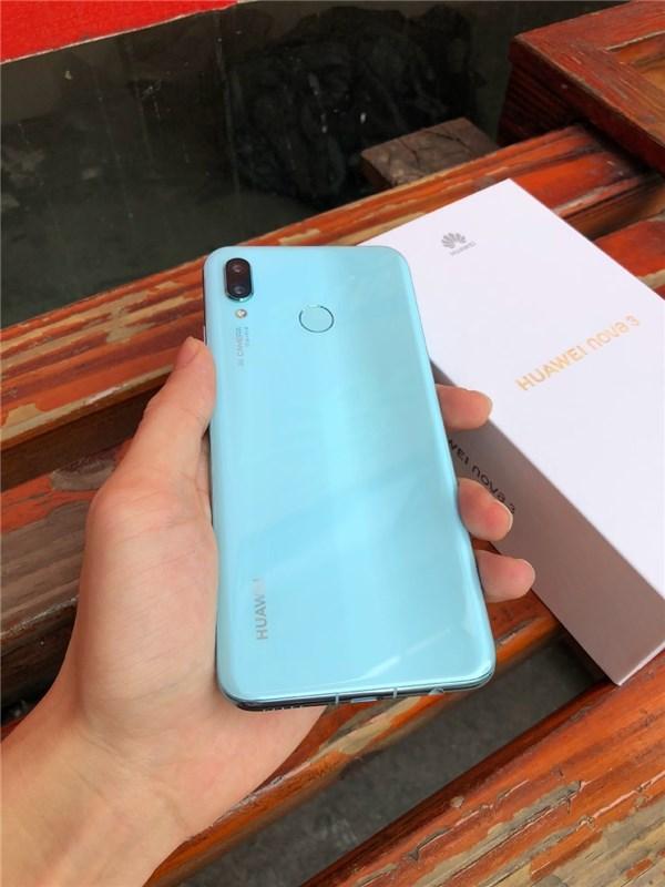 华为nova3真机上手：6.3寸全面屏 主打女性用户对标OV - 知乎