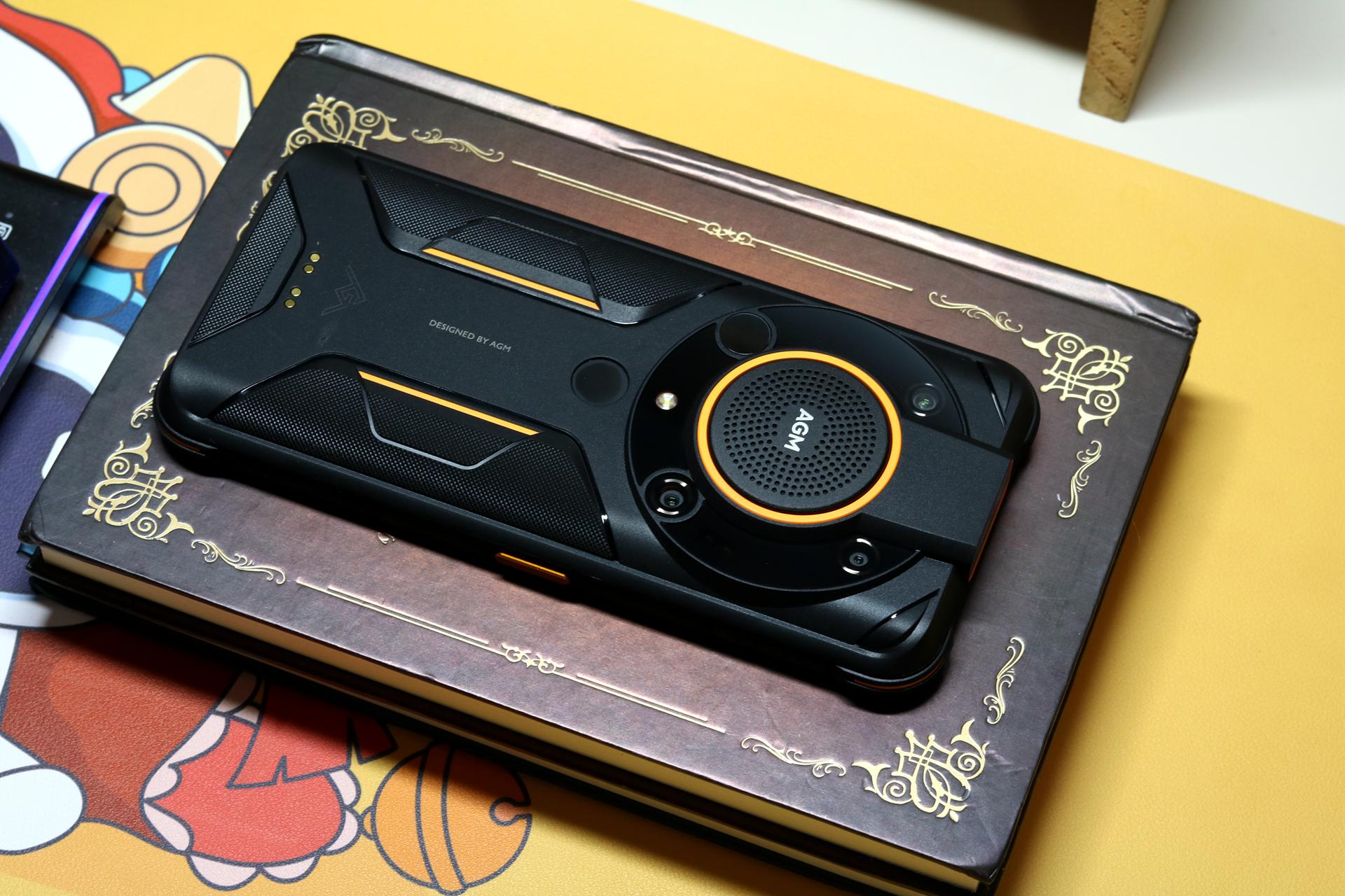 国产“超低温”三防手机：AGM G1系列发布，零下40度也能照常使用 - 知乎