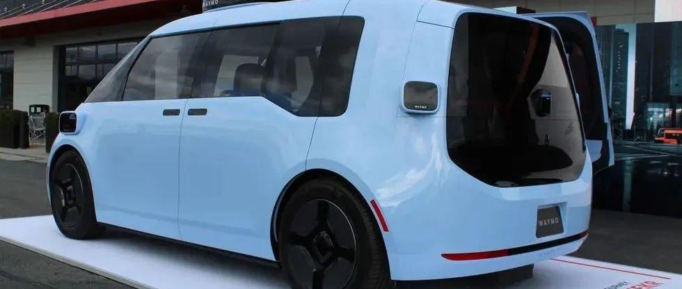 Zeekr（极氪） CM1e