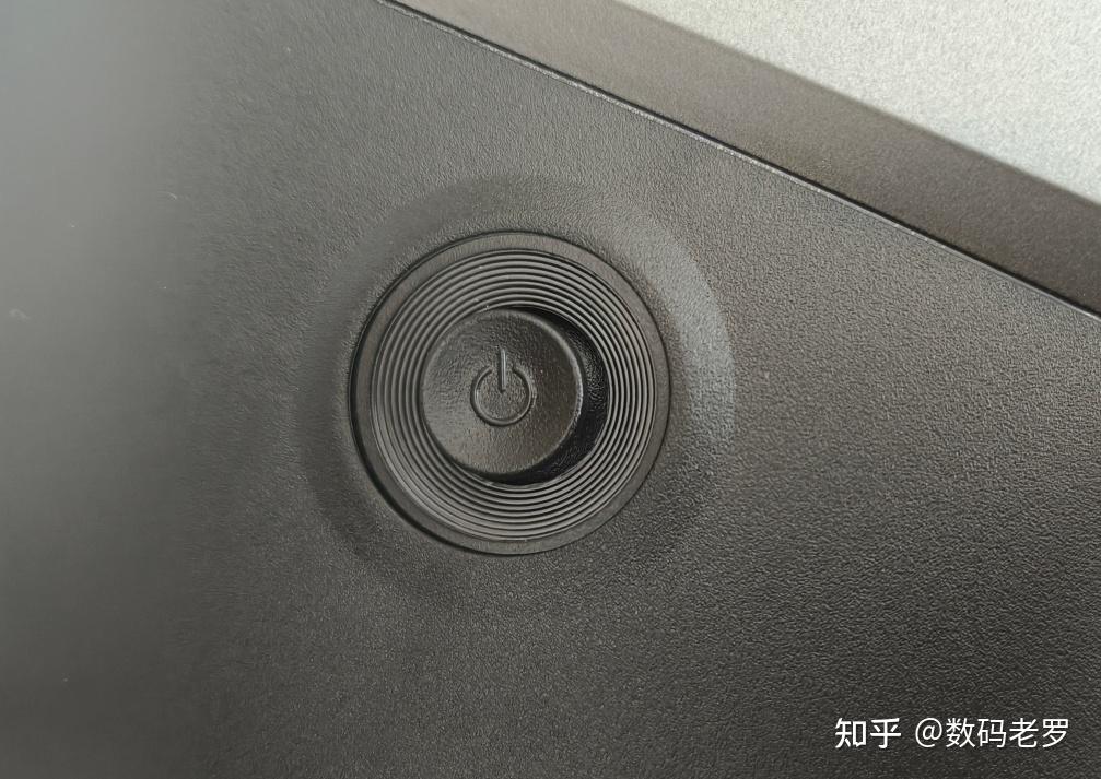 SANC D55深度测评：320Hz电竞之王，创意与性能的完美结合 - 知乎