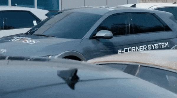 解读现代E‒Corner技术，四轮90度转向，实现原地掉头、整车平移 - 知乎