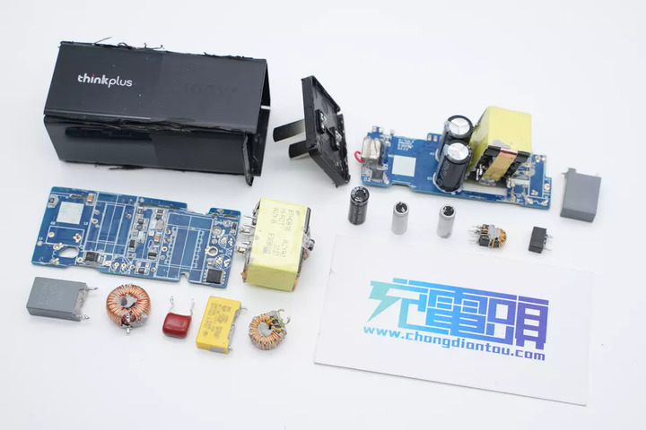 拆解报告：联想thinkplus迷你100W氮化镓充电器GaN100 - 知乎