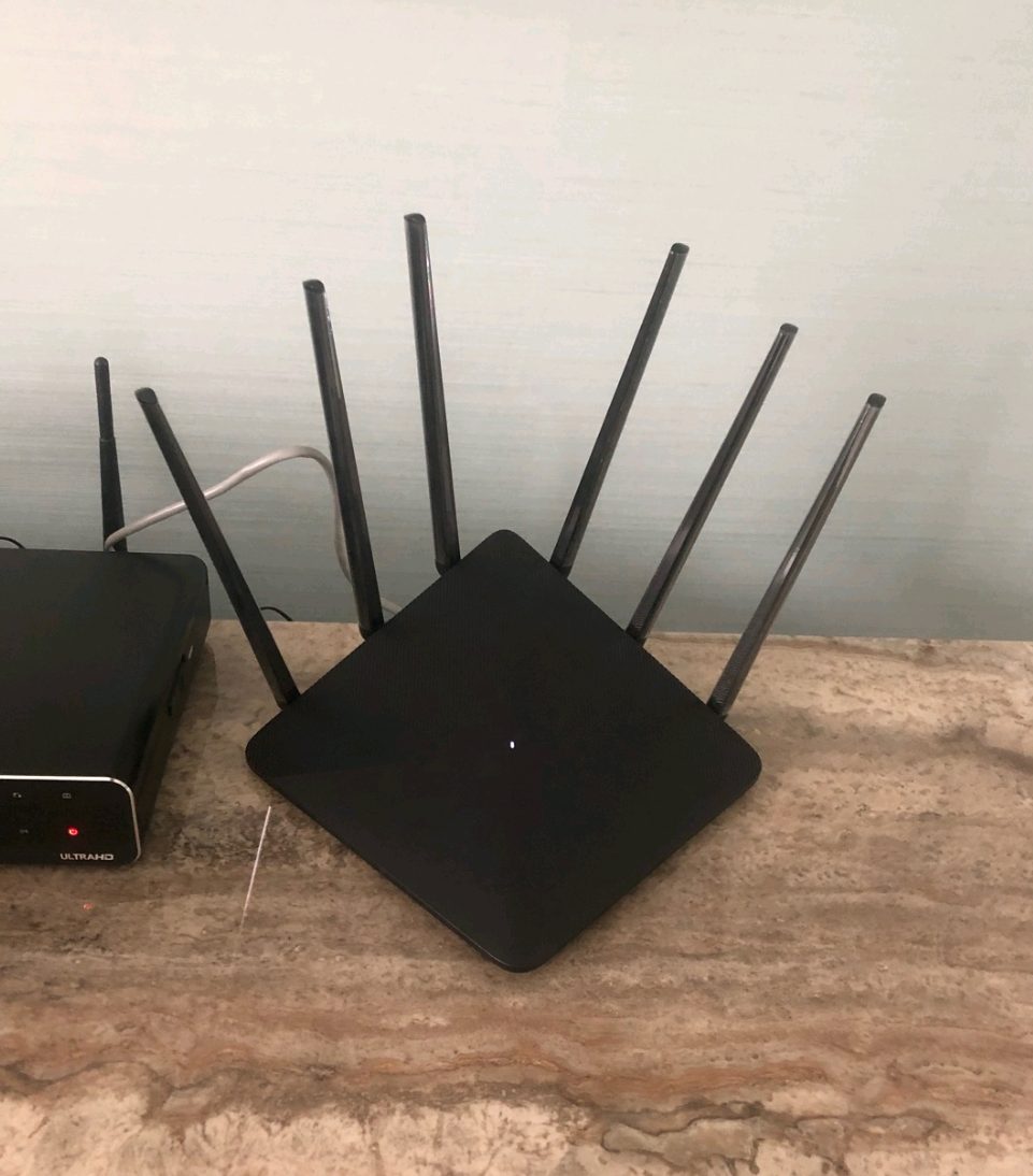 TP-link WDR7660千兆版和WDR7661哪个好？