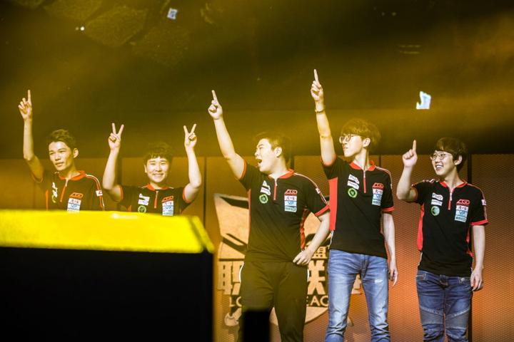 LGD官宣老队长Pyl正式退役 S5夏季赛冠军LGD仅剩一人在役 - 知乎