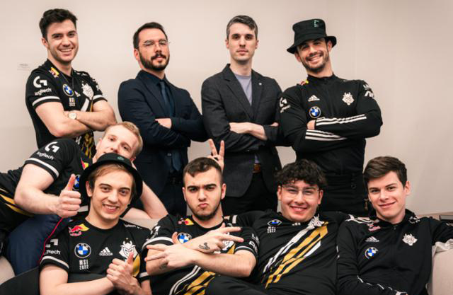 G2还没和T1打就交换队服 G2队员姿势引争议 - 知乎