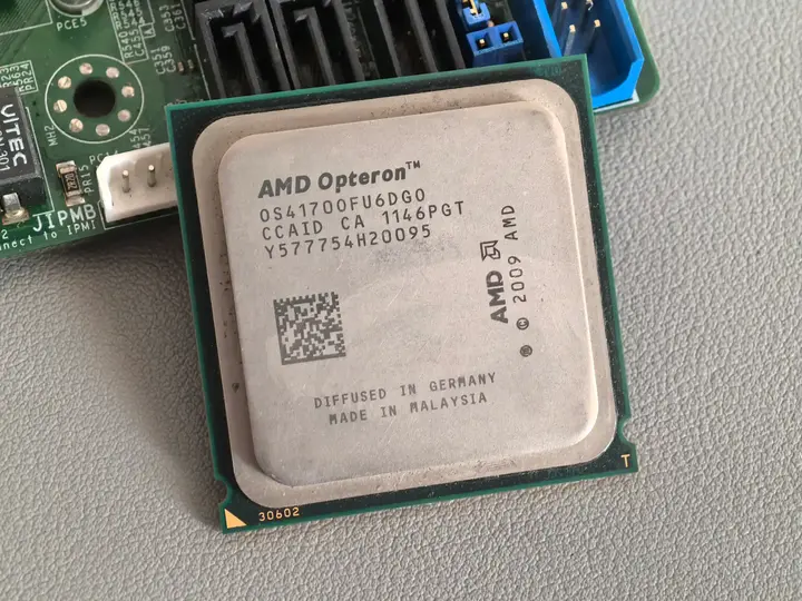 2024 年回味一下 AMD 皓龙与 C32 平台 - 知乎