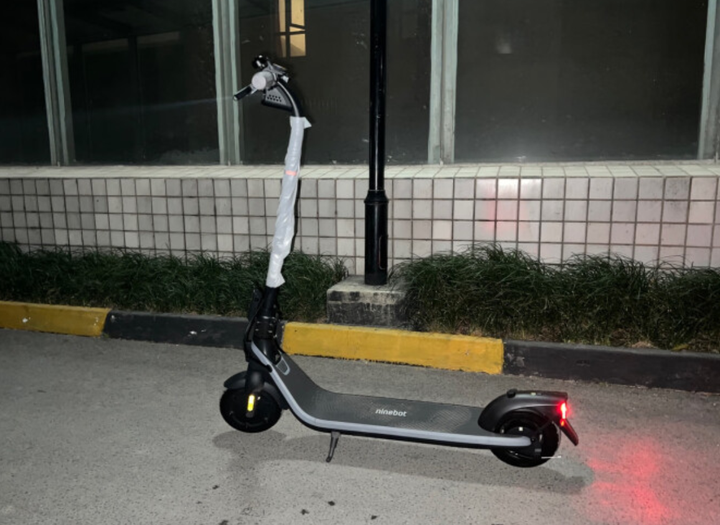 九号E2（九号电动滑板车e2）怎么样？推荐代步用吗 - 知乎