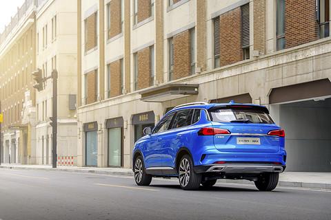 荣威RX5 eMAX 19.58-23.58万元 中高配最值得推荐 - 知乎