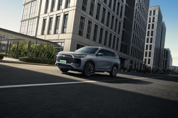 比亚迪宋Pro慌不慌？风云T8混动9.99万起，奇瑞掀桌定价 - 知乎