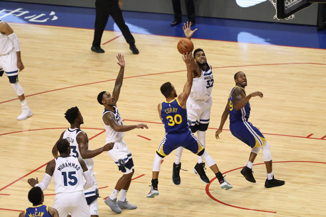 为什么 NBA 转播比 CBA 转播看着更有「质感」？ - 知乎