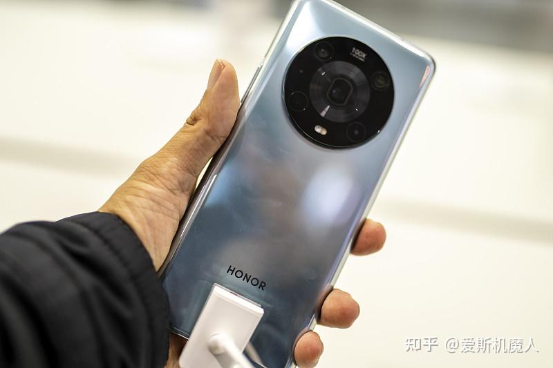 华为 Mate 40 Pro 和荣耀 Magic4 Pro 比较，该如何选择？ - 知乎