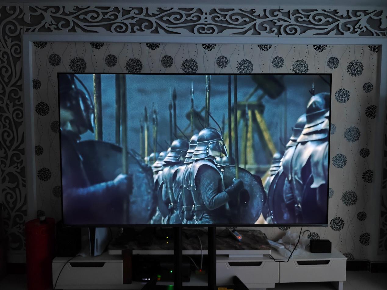 海信E5Q电视深度测评：4K150Hz ADS-Pro AGLR墨晶屏电视 - 知乎