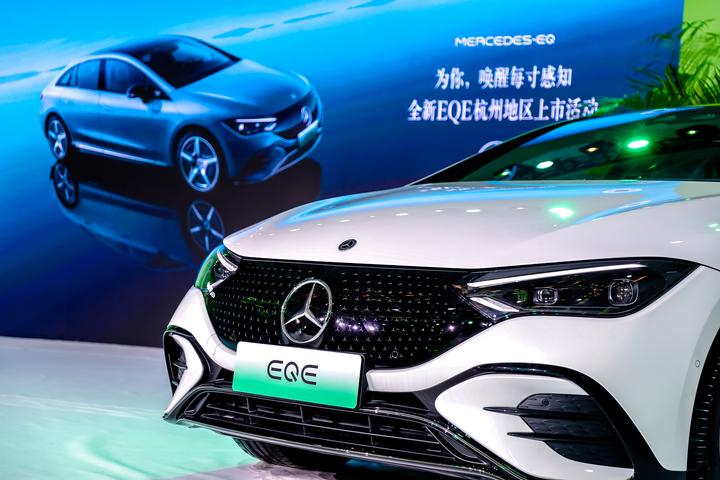 最大续航752km，奔驰全新EQE树立豪华电动车美学新标准 - 知乎