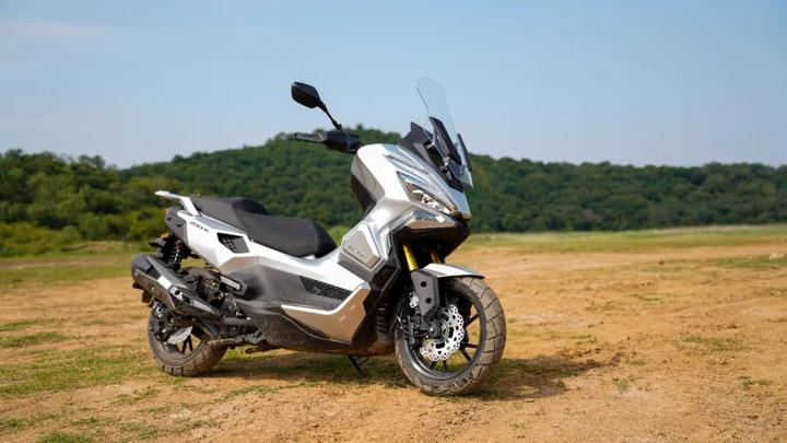 可以硬刚本田ADV350的旅行多面手—33980元光阳X350静态测评 - 知乎