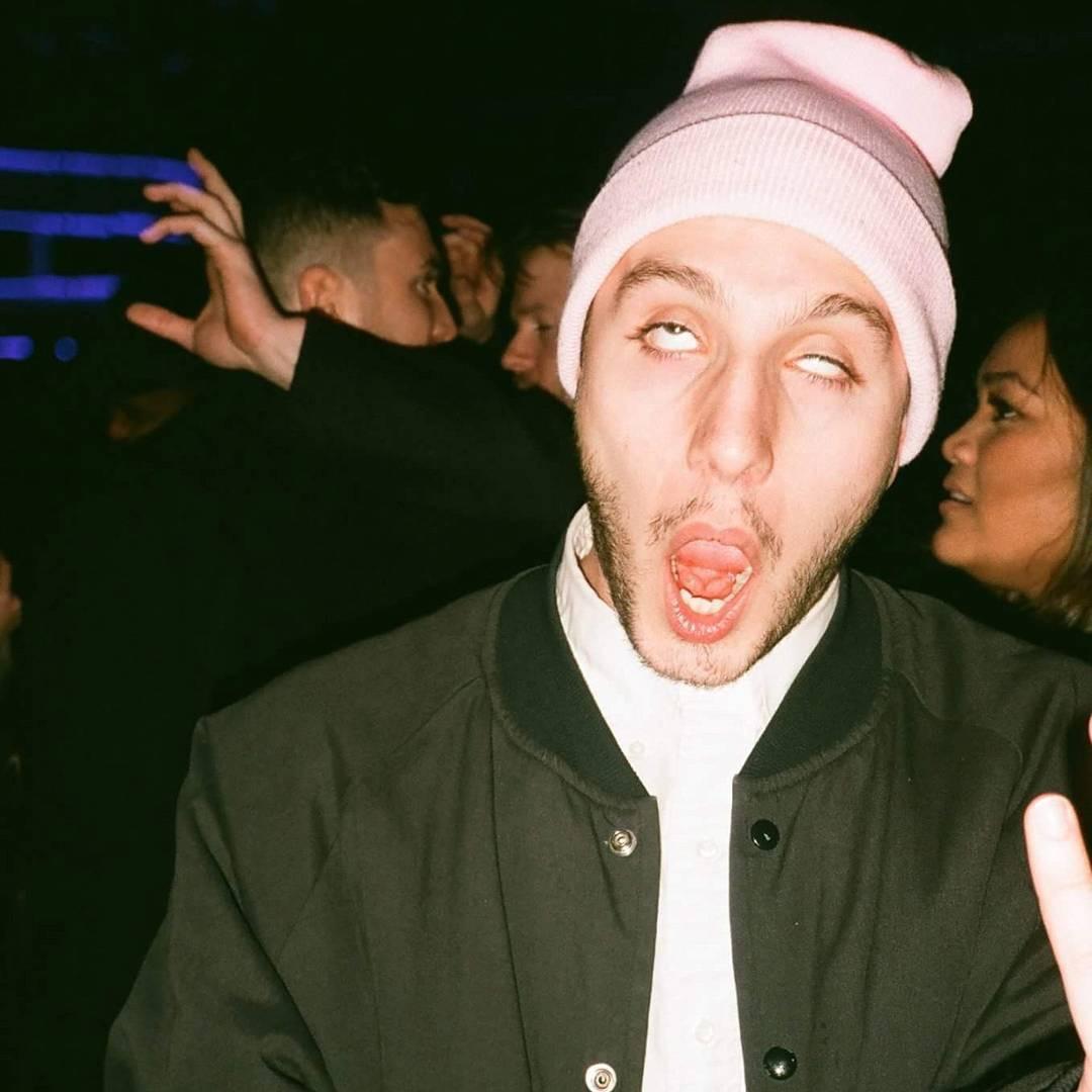 如何评价bbno$这个歌手？ - 知乎