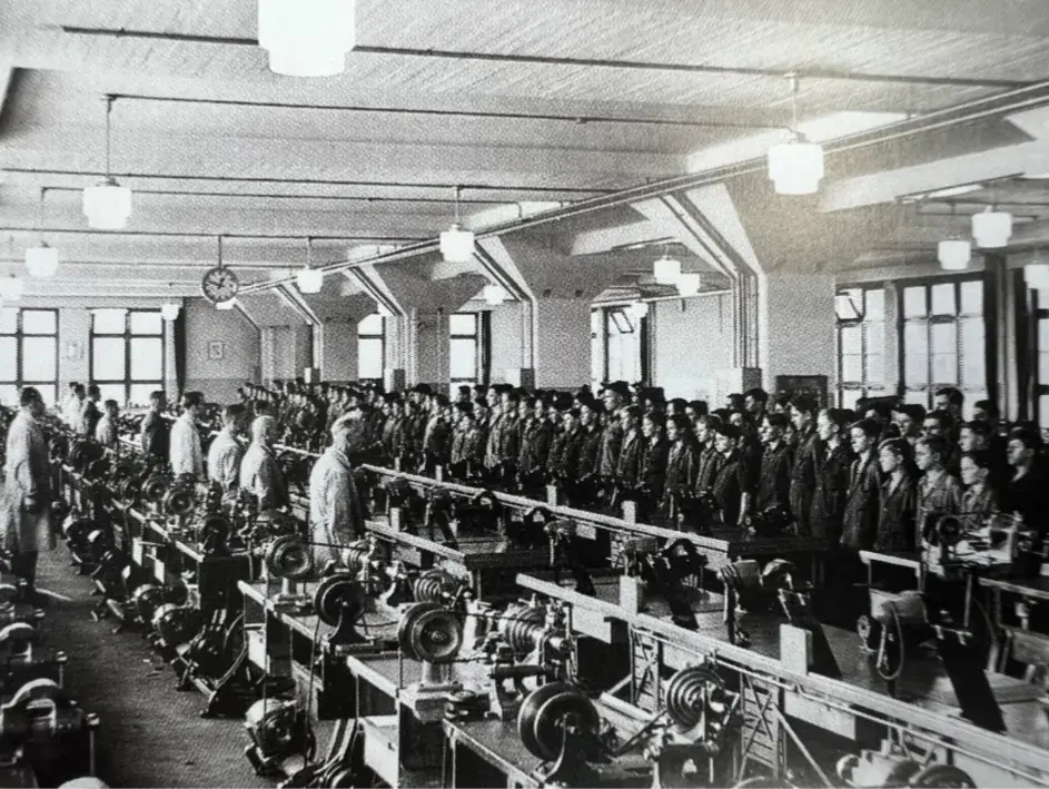 工欲善其事，必先利其器。德国optiX fab镀膜机 NESSY D 及Fab一览 - 知乎