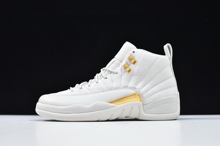 乔丹 Air Jordan 12 Retro Phantom AJ12 白金高帮篮球鞋 - 知乎