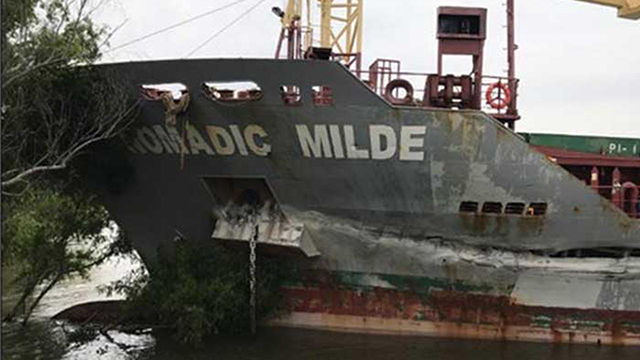 海运在线：锚泊船移动无人察觉，撞飞1690万美元 ！ - 知乎