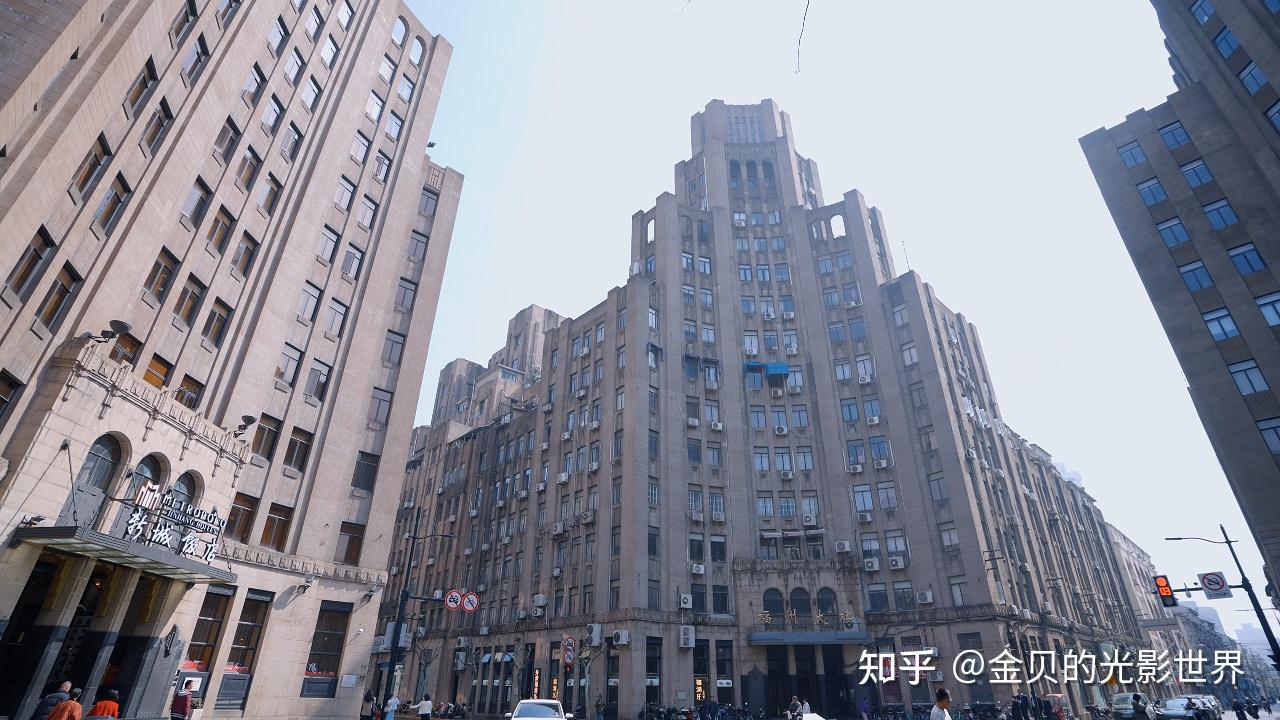 户外人像这样拍才好看！5个HD250MAX布光技巧，单兵也能高效出片 - 知乎