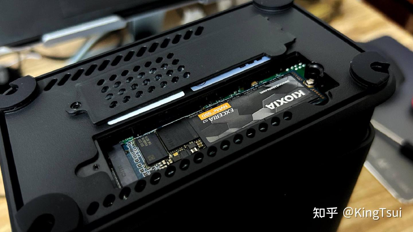 极空间 Z2PRO & Q2C NAS 及关联服务的体验 - 知乎