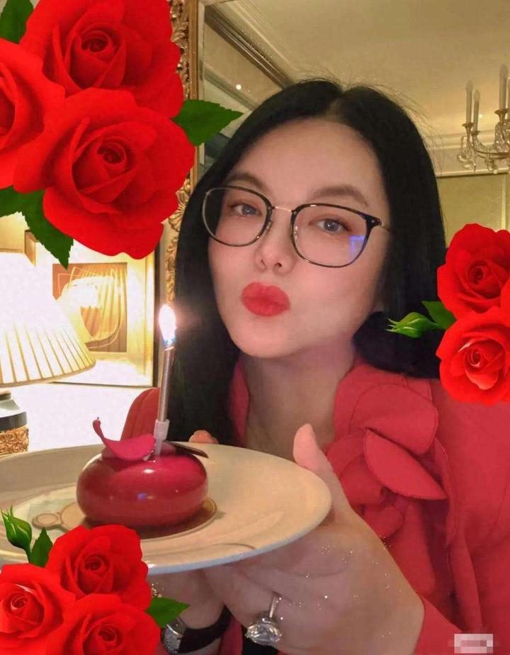 15岁王诗龄转88888元给妈妈李湘庆生！以为是天价彩礼 - 知乎