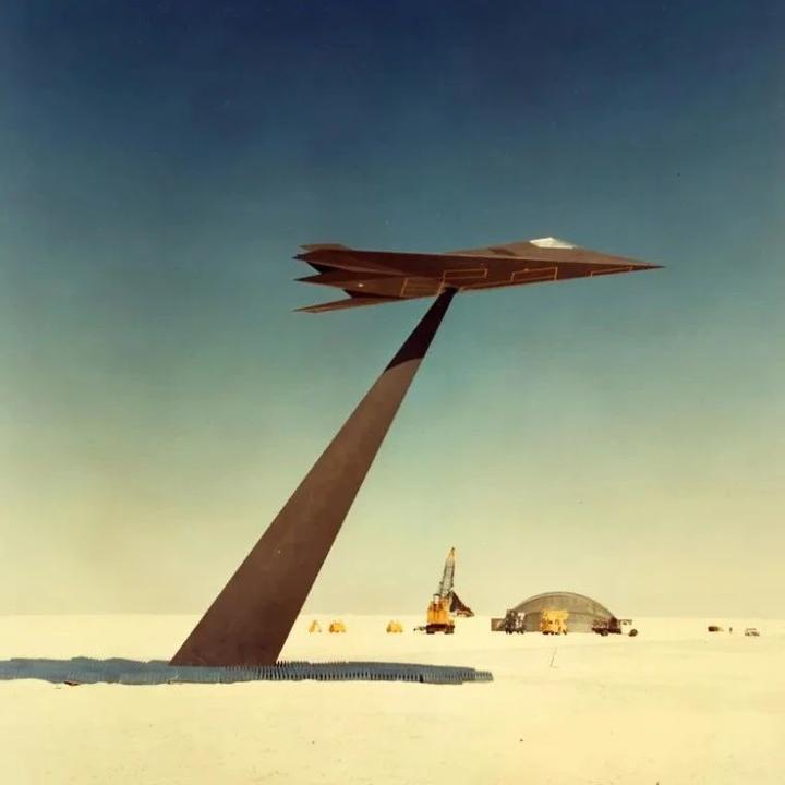 没有CATIA的时代，如何设计隐身战斗机？ - 知乎