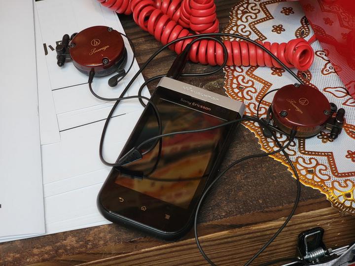 这款末代Walkman“随身听”手机，12年后再次现身 - 知乎