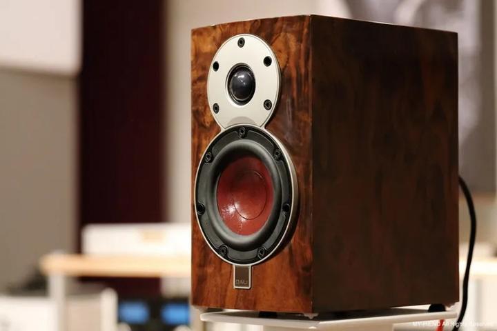 测评：充满情怀的经典: 达尼DALI MENUET SE皇太子特别版书架音箱 - 知乎