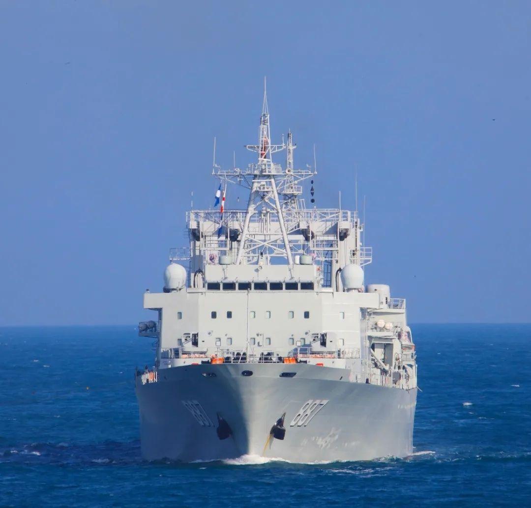 如何评价903型综合补给舰？ - 知乎