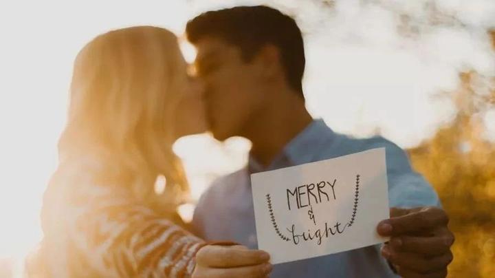 520该如何表白？你可能需要这一支H5 - 知乎