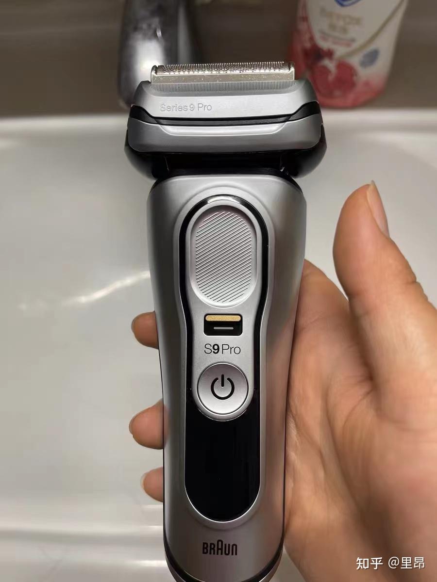 【2025剃须刀选购攻略】拒绝智商税！电动VS手动到底怎么选？三大实测对比，适合你的才是最好的！ - 知乎