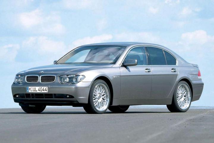 世界上最受人嫌弃的V12豪车？宝马7系E65/E66如今只值4000美元 - 知乎