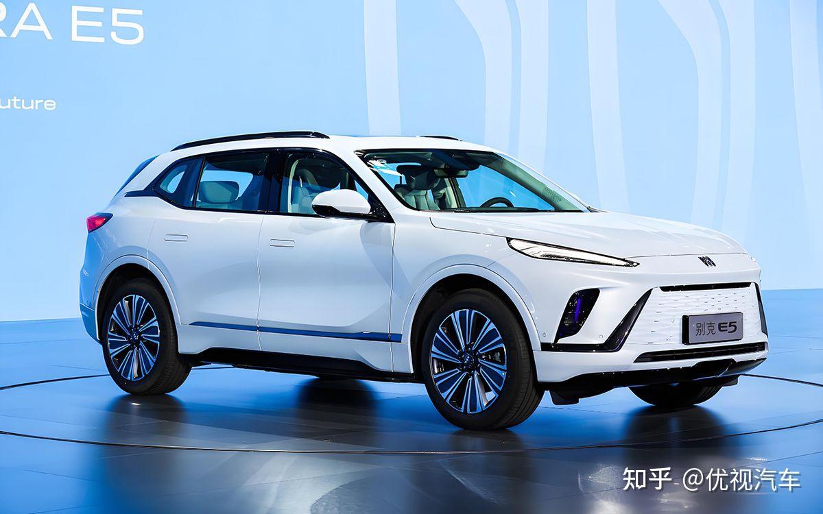 别克E5终于给出诚意！臻享版车型一口价16.99万起，销量要涨了？ - 知乎