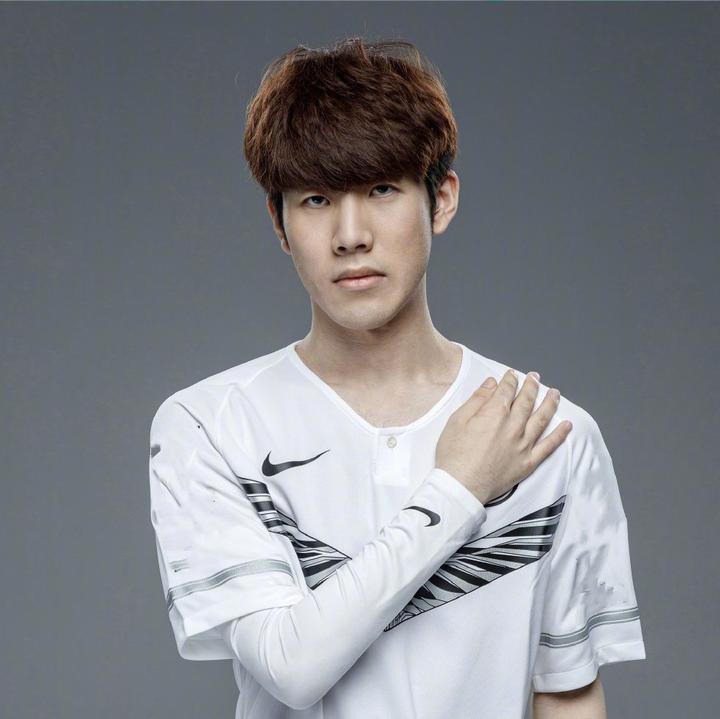 S9放大镜：官方纪录片发布，继"喜欢发育"后，TheShy再出名言 - 知乎