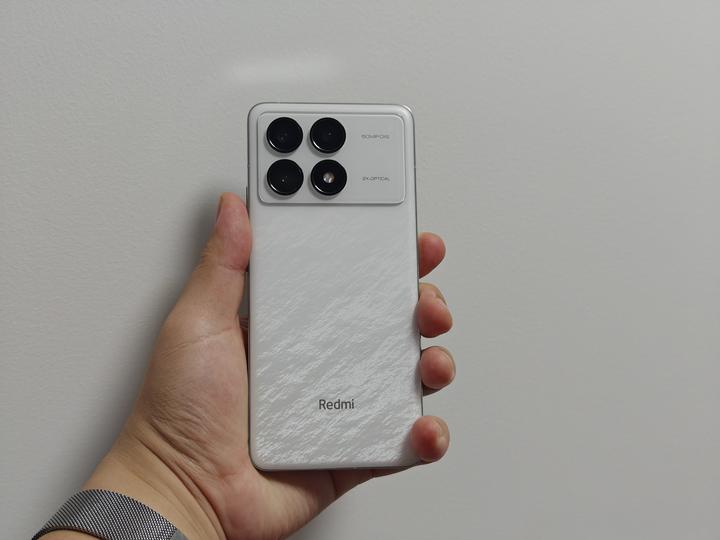 高通8 gen 3 2K屏幕 仅售2500！红米K70 Pro性价比之王！ - 知乎