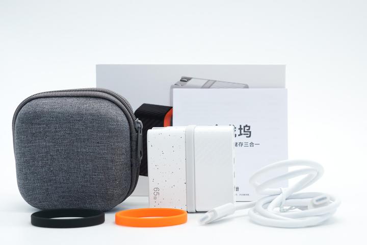 Cyberize 玲珑坞评测：65W功率输出，4K视频拓展 - 知乎