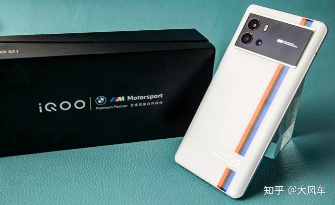 新出来的IQOO9和IQOO8pro这俩个价位相同怎么选？ - 知乎