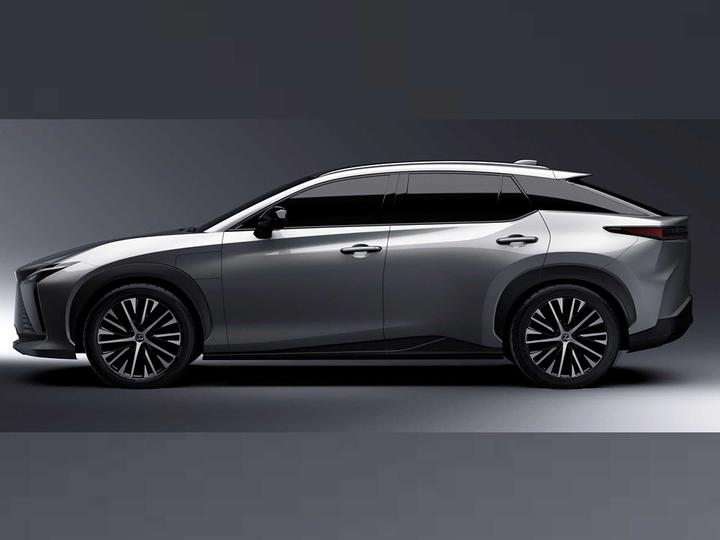 雷克萨斯RZ来了！输出215马力，可续航500km，22年第一季度亮相 - 知乎