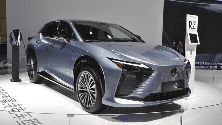 预算35万元买豪华SUV，续航超500km，雷克萨斯RZ选中配就行 - 知乎