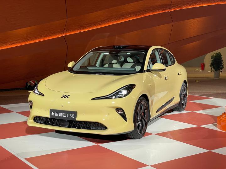 智己LS6首搭Momenta R6：20万级高阶智驾的性价比突围 - 知乎