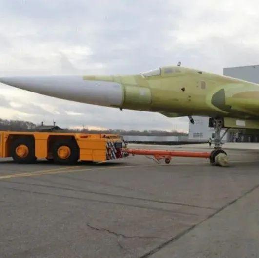 Tu-160 轰炸机，航程达1.7万公里，号称飞行核潜艇 - 知乎