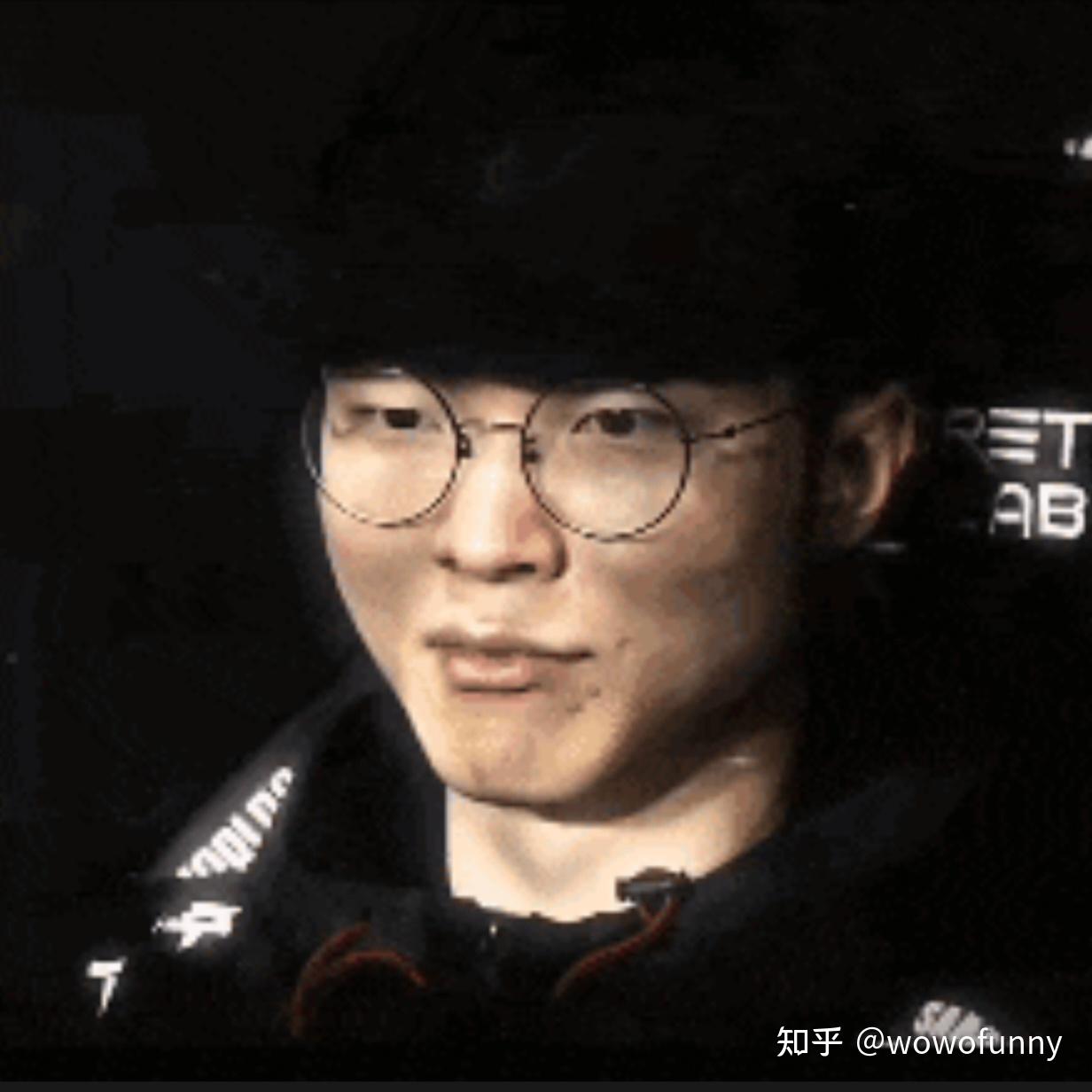 谁有faker那个憋笑图？ - 知乎